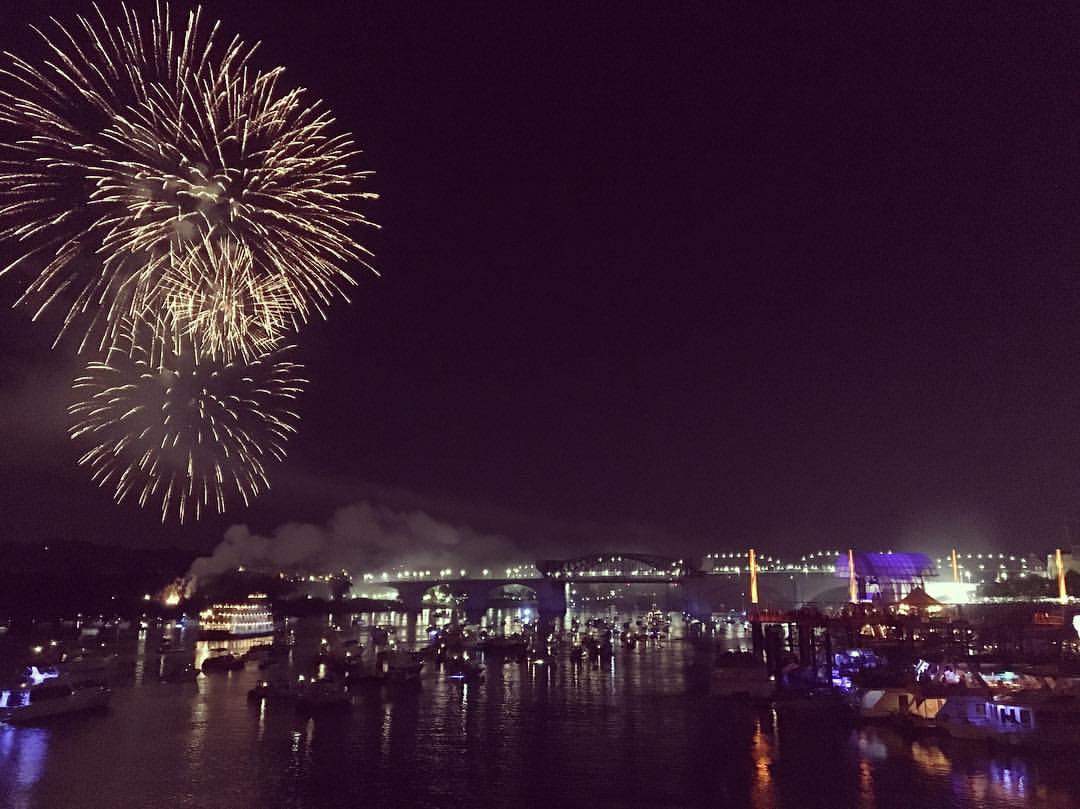 Chattanooga New Years Eve Cruises | Southern Belle Riverboat