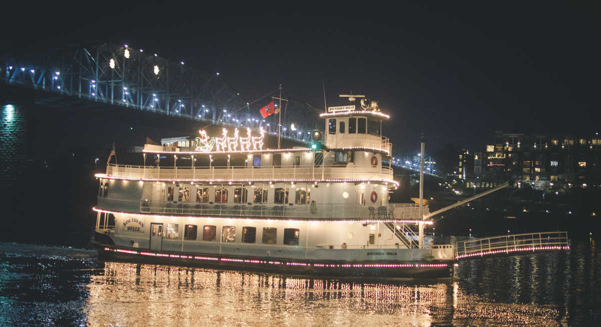 Chattanooga Christmas Cruises | Southern Belle Riverboat