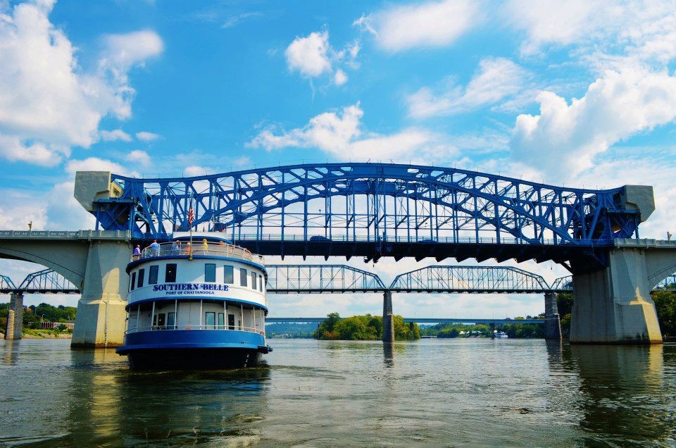 Admiral’s Dinner Cruise | The Southern Belle Riverboat