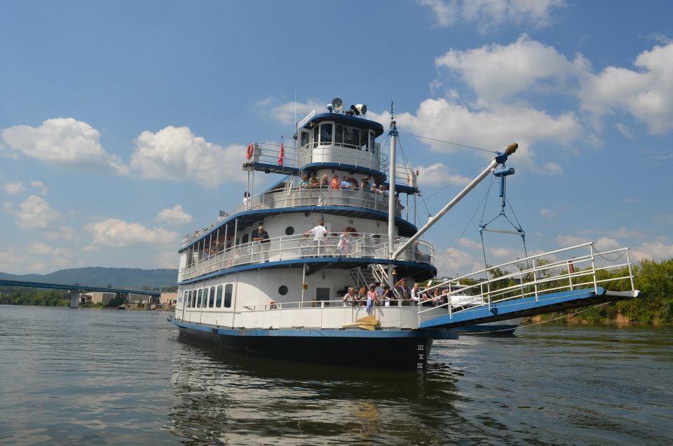 Chattanooga Mother's Day Cruises | Southern Belle Riverboat